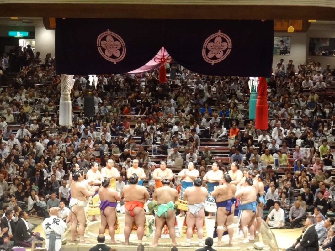 Watching Sumo Live Up Close - A "Masu" Do! - WAttention.com