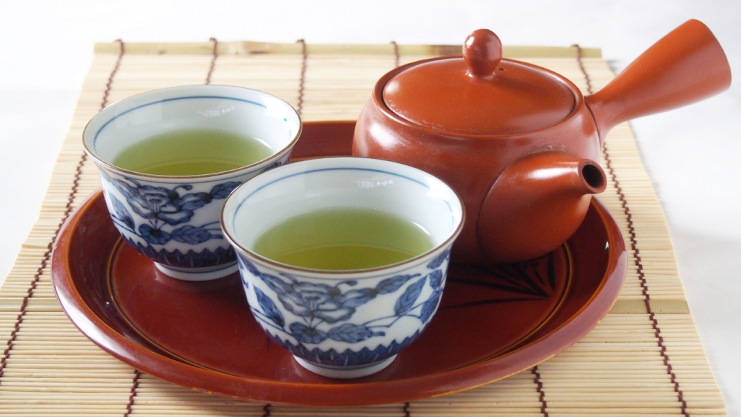 A Guide to Japanese Souvenirs: The Best Traditional Japanese Items to ...